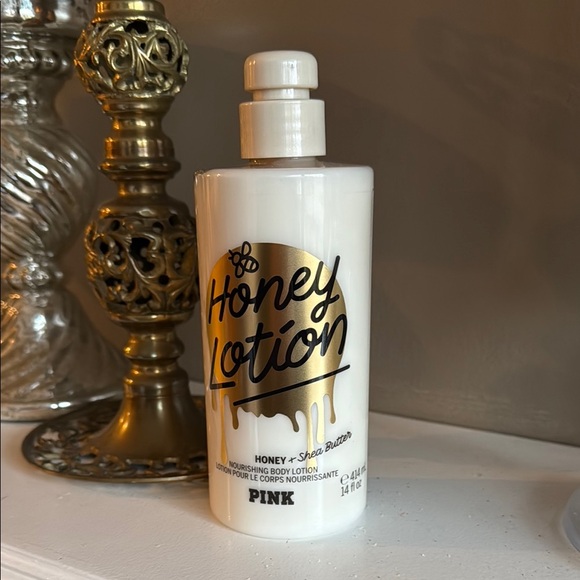PINK Victoria's Secret | Bath & Body | New Victorias Secret Pink Honey ...